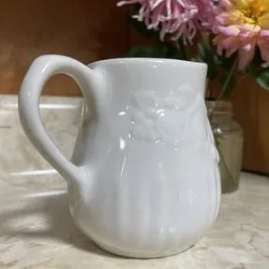 Libbey | Dining | Libbey Tableware 4 White Pitcher Embossed Apples ...